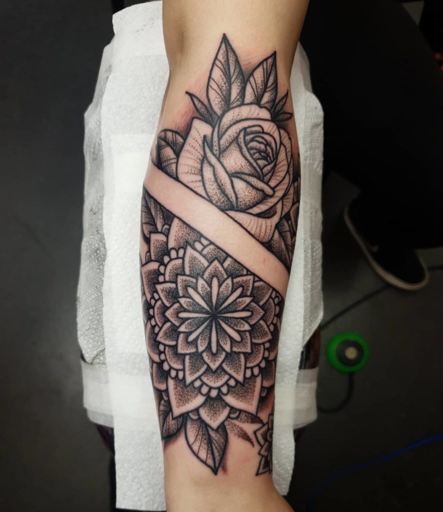 Had a blast on this for Katy's first tattoo yesterday, sat like a boss ...