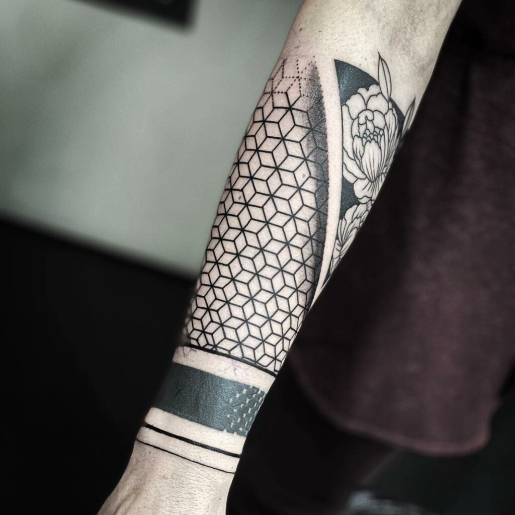 A classic by our resident Marc 📲 marcdiamondtattoo If you would like to ...